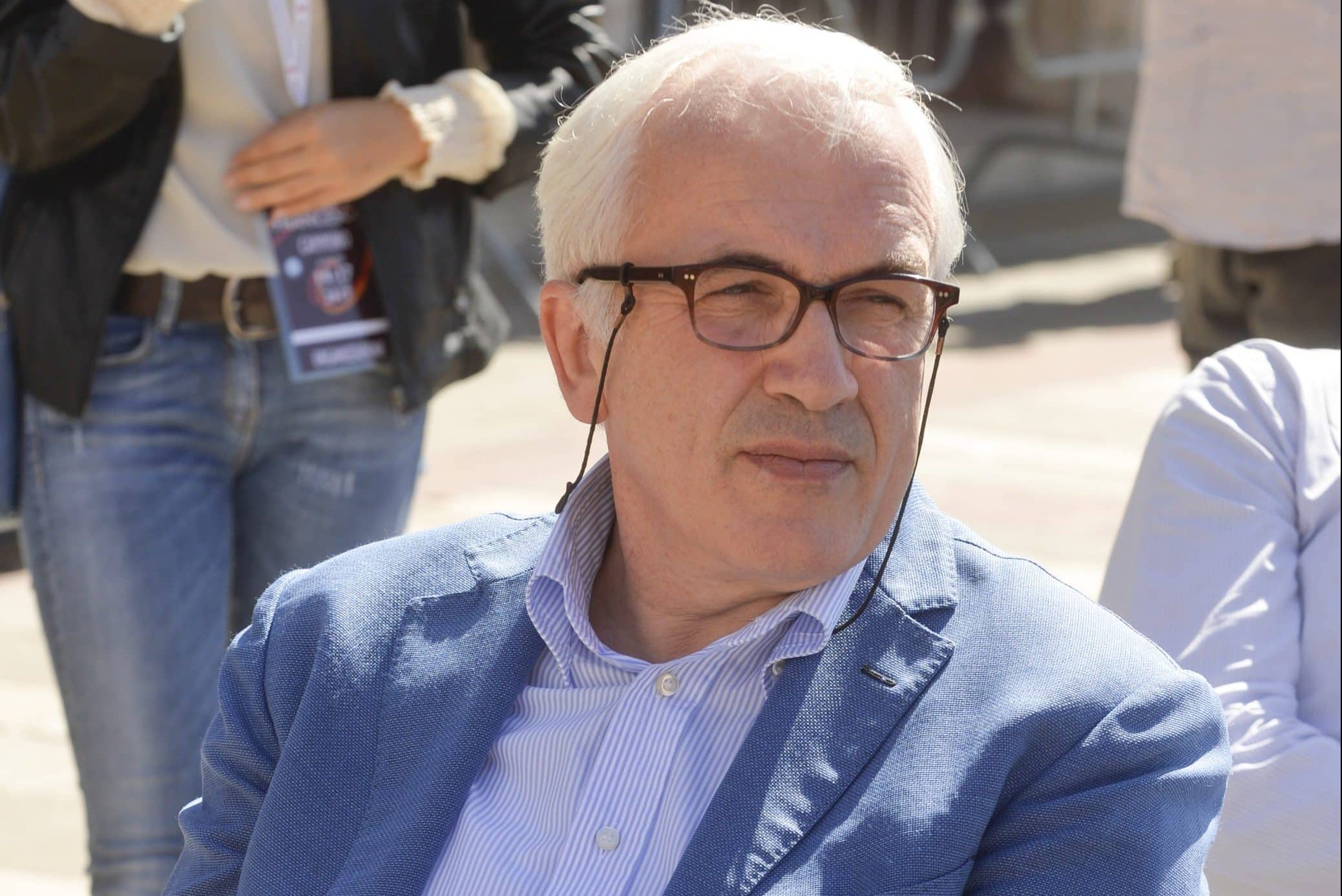 Le bombe non fermano la guerra | solo il negoziato può riuscirci Parla ...